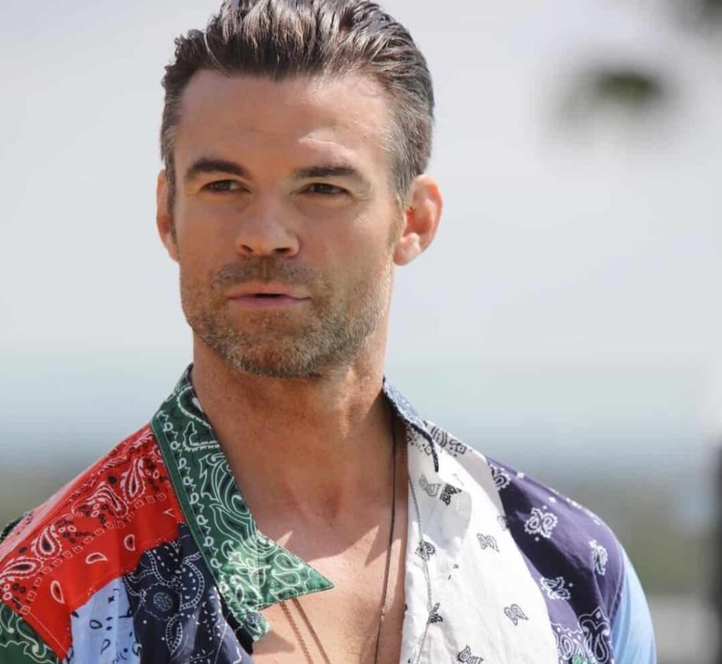 Daniel Gillies Net Worth, Age, Family, Wife, Biography, and More