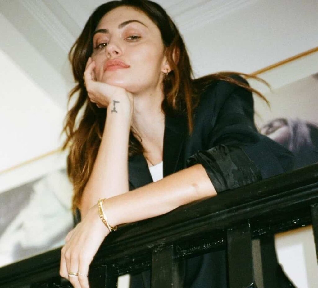 Phoebe Tonkin Net Worth, Family, Boyfriend, Biography, and More